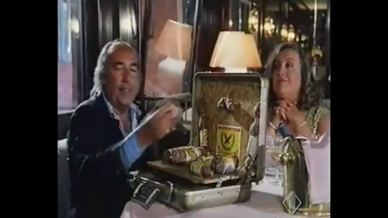 Angelo Bernabucci al ristorante! "Gratta e vinci" - YouTube