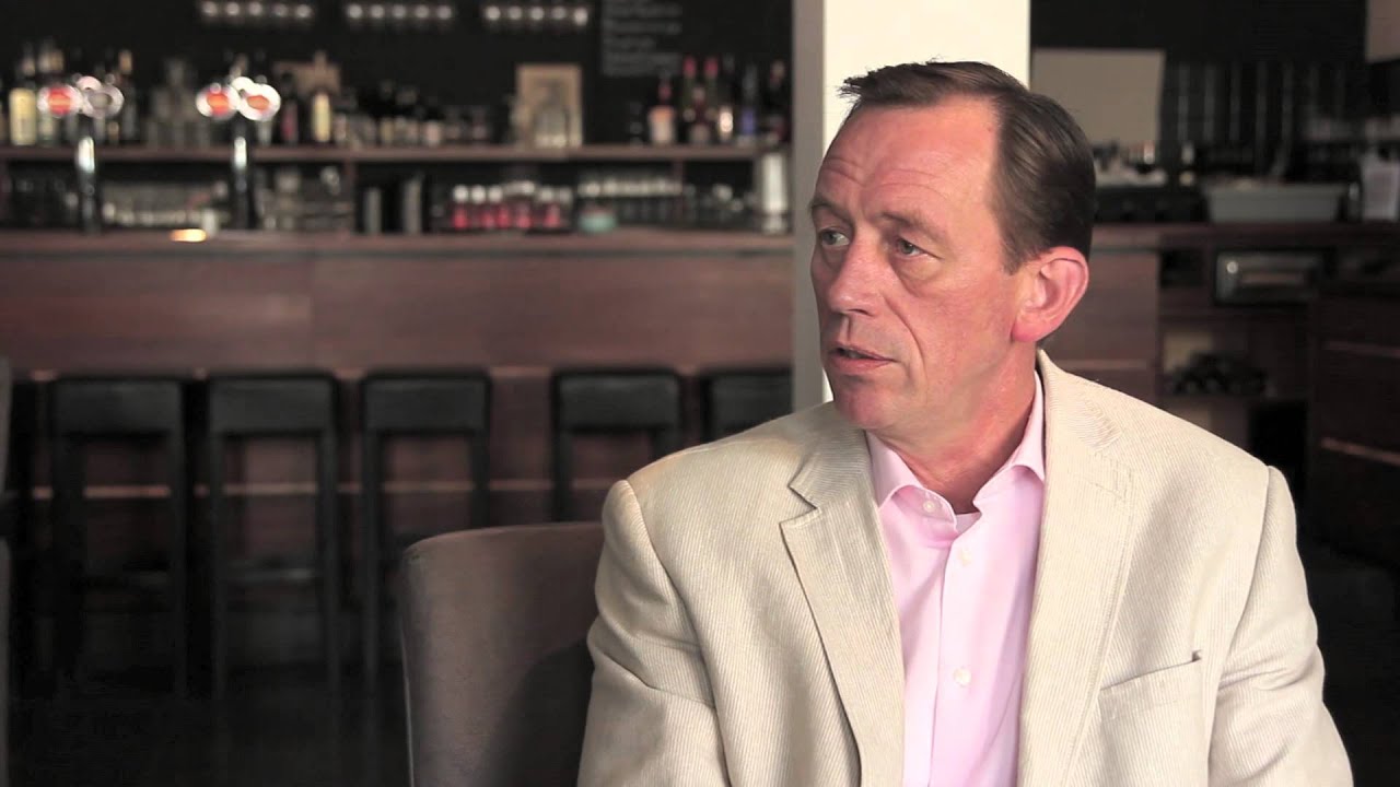 Edward van Dipten, Enterprise Engineering - YouTube