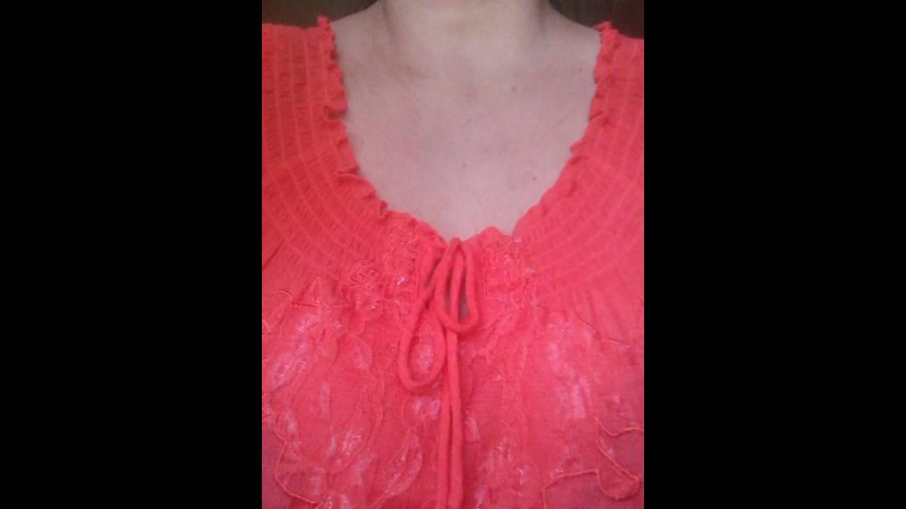 maria's neck gulping 1 - YouTube