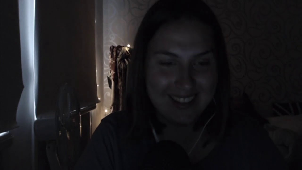 Asmr - Massa tapping, mouth sounds, hand sounds, whispering - YouTube