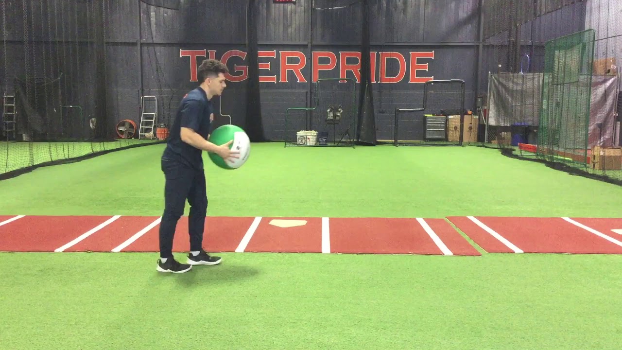Medicine Ball Single Leg Slam - YouTube