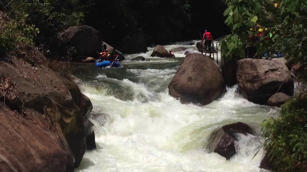 White Water Rafting @ Kuala Kubu Bharu 27/2/16 - YouTube