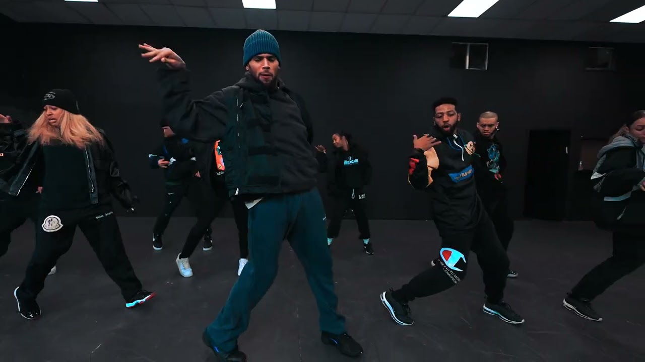 Chris Brown IFFY Challenge FULL GROUP. - YouTube