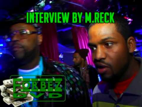 DJ Kay Slay Shows You Why He's Straight Stuntin With The Ladies