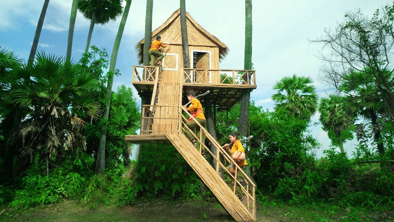 Survival Girls Think Camping Building a Billionaire Luxury Bamboo Tree ...