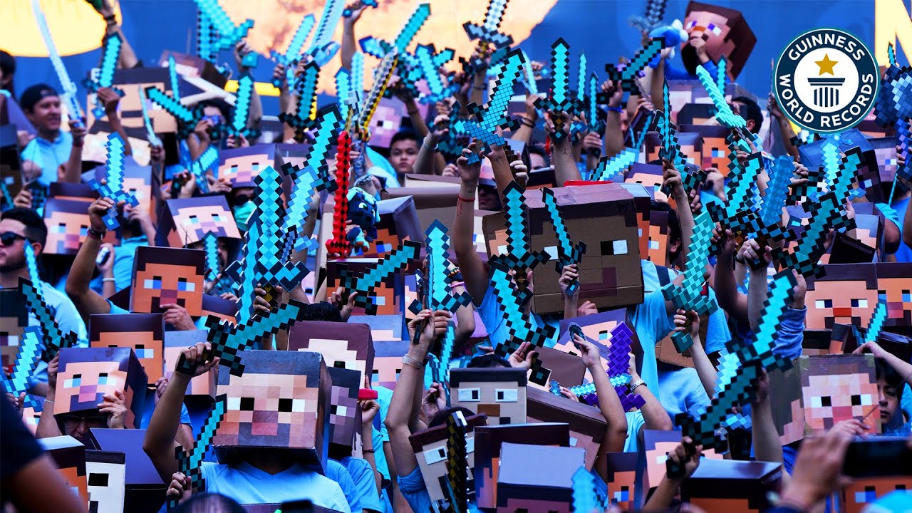 Largest Gathering of Minecraft Steves - Guinness World Records - YouTube