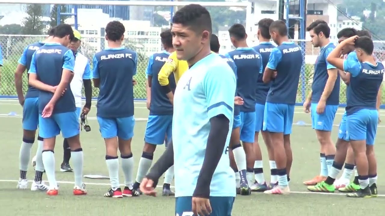 🌟 ¡DESDE ADENTRO! l Conoce más sobre Alexis Renderos. 🌟 - YouTube