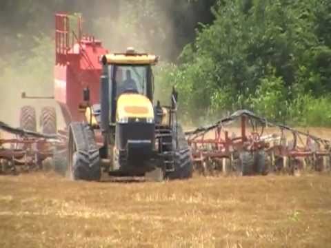 Challenger MT875C - YouTube