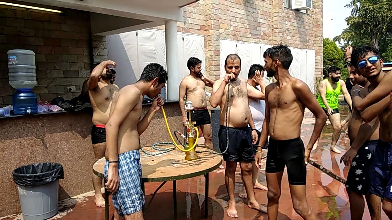 Pool party Dance on pool - YouTube