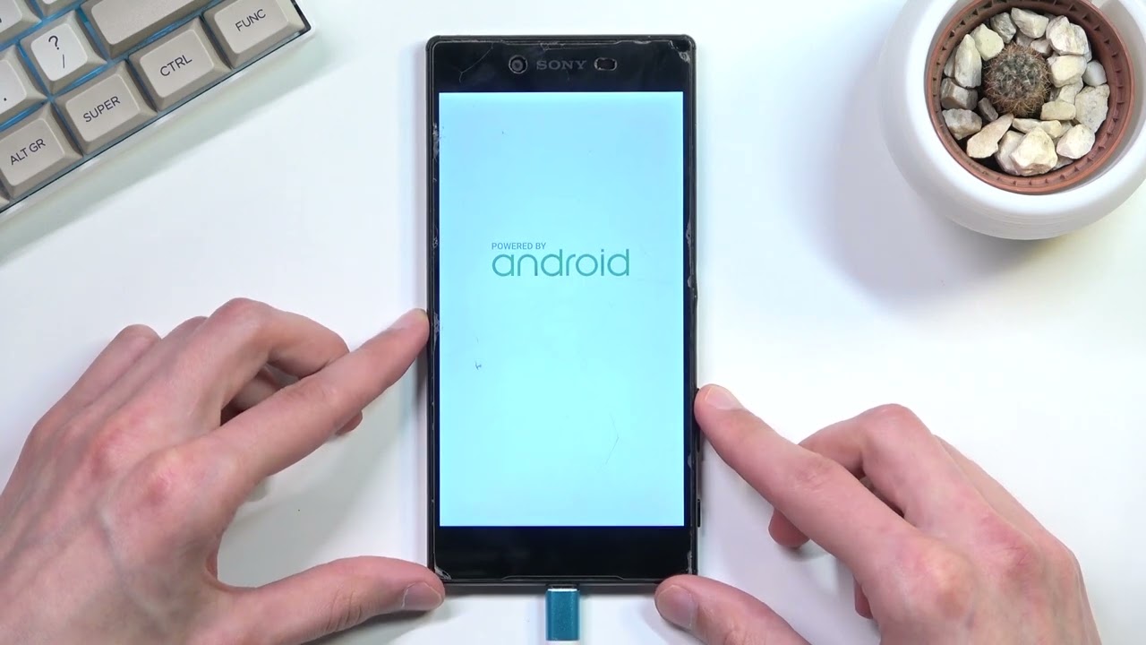 How to Insert SIM and SD Card on SONY Xperia Z5 Premium - Install Nano ...