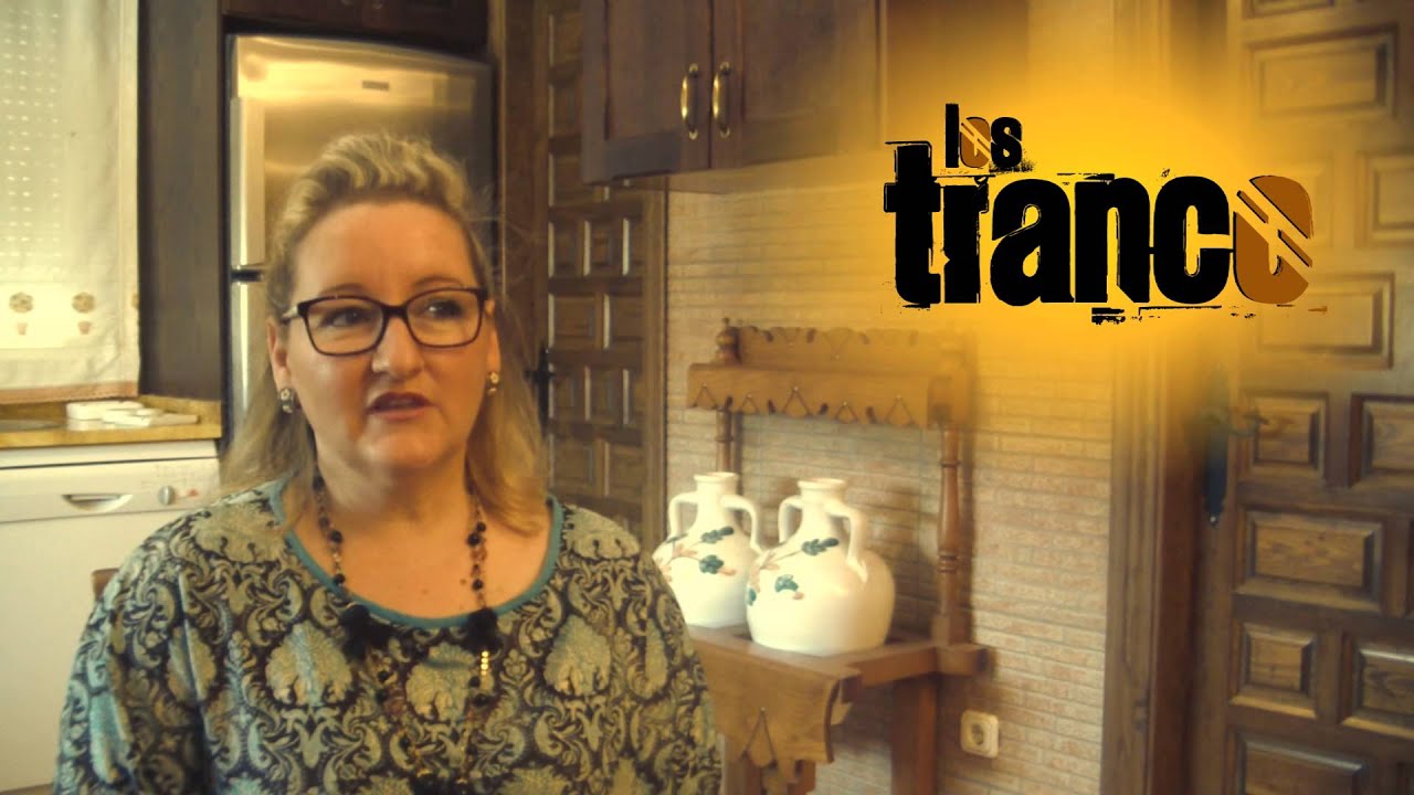 Entrevista con MARÍA TAPIA - YouTube