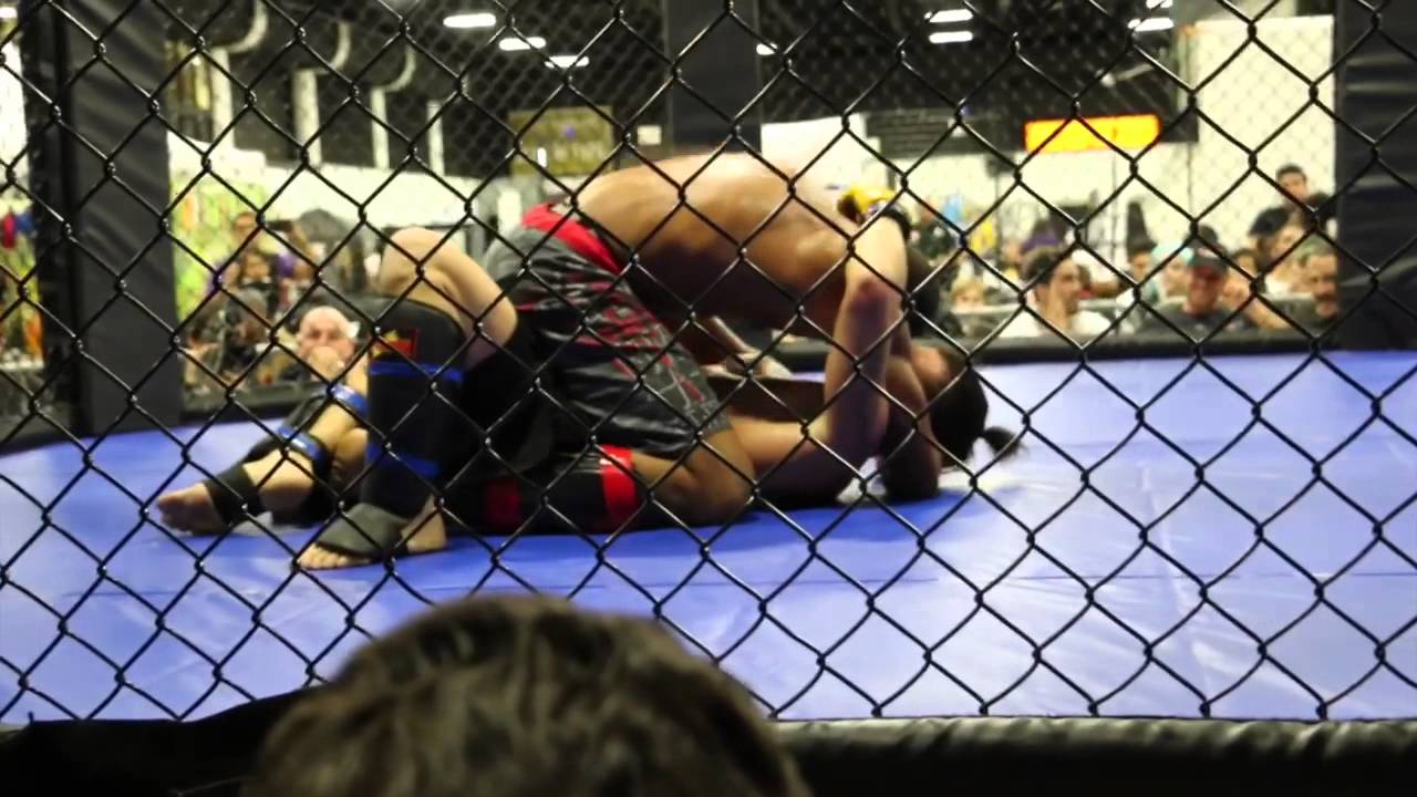 Cristian -Josiah Santiago 1st MMA fight - YouTube