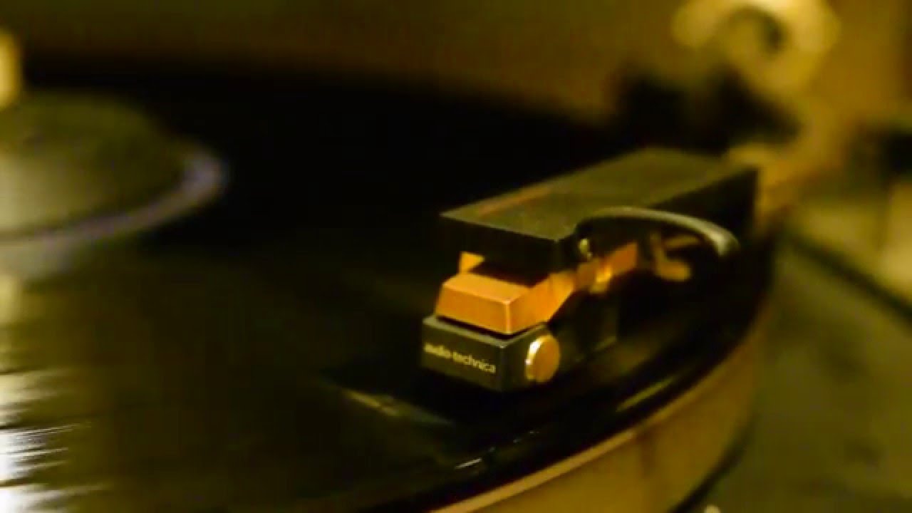 ENYA The Humming......(Vinyl) - YouTube