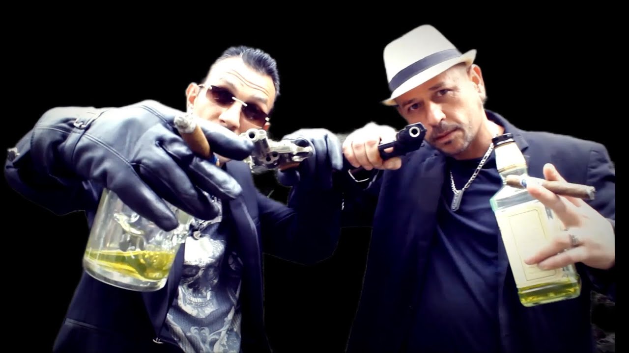 Raz War Feat JSD - Chant D 'Action (Clip Officiel) - YouTube