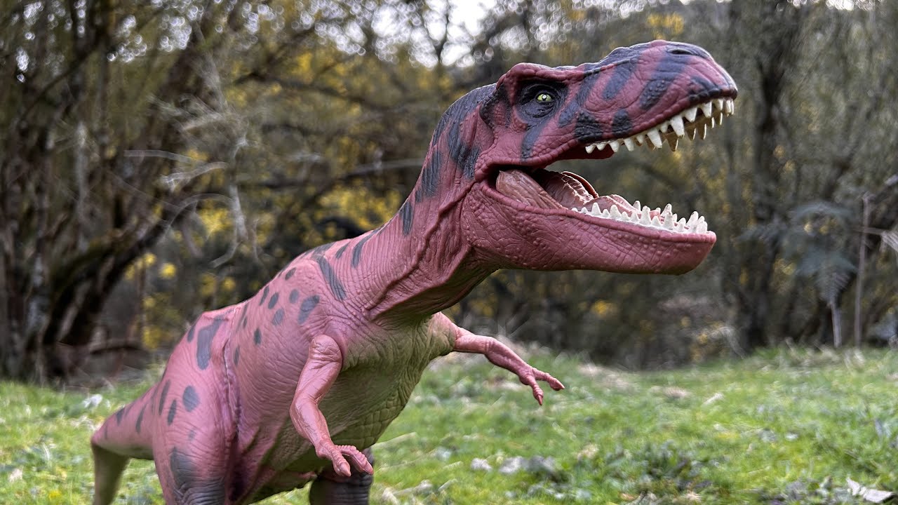 NEW MATTEL RUBBER RED REX REMAKE!?!? (Dino Trackers) - YouTube