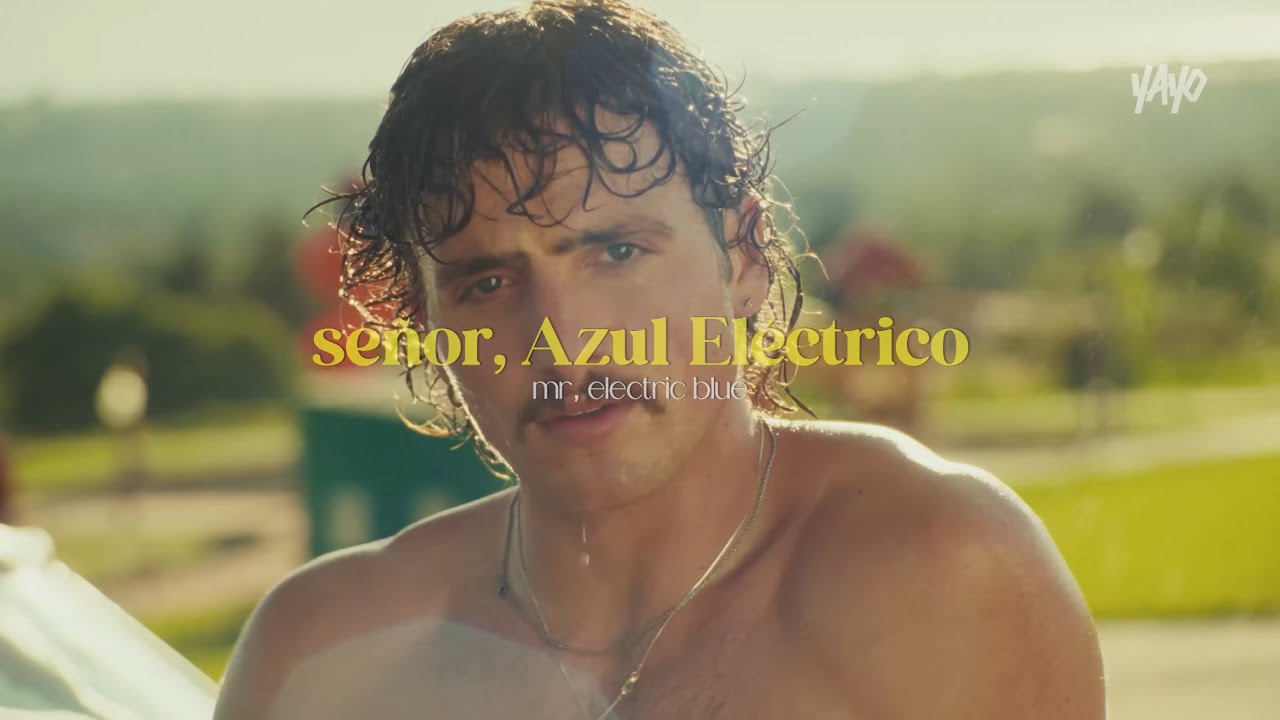 Benson Boone - Mr. Electric Blue (Español) (Video Oficial) - YouTube