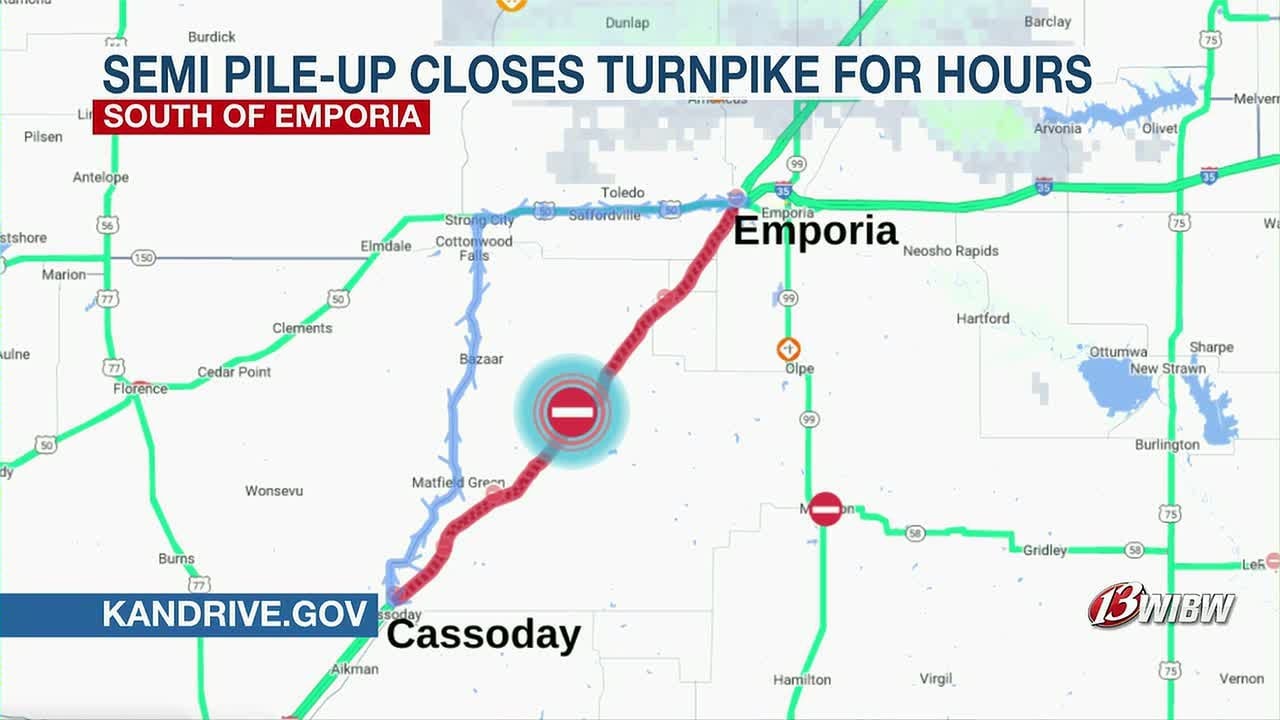 Kansas Turnpike lanes reopen after early-morning crash - YouTube