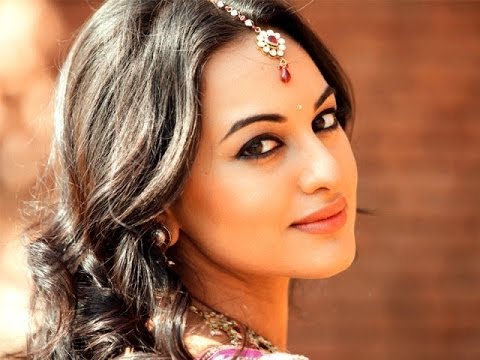 I Am Only A Bathroom Singer: Sonakshi Sinha - BT - YouTube
