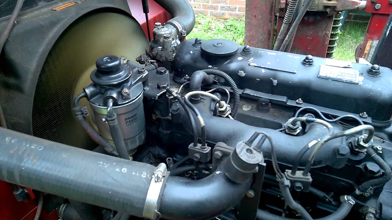 Toro 4500-D Reelmaster Engine part1 - YouTube