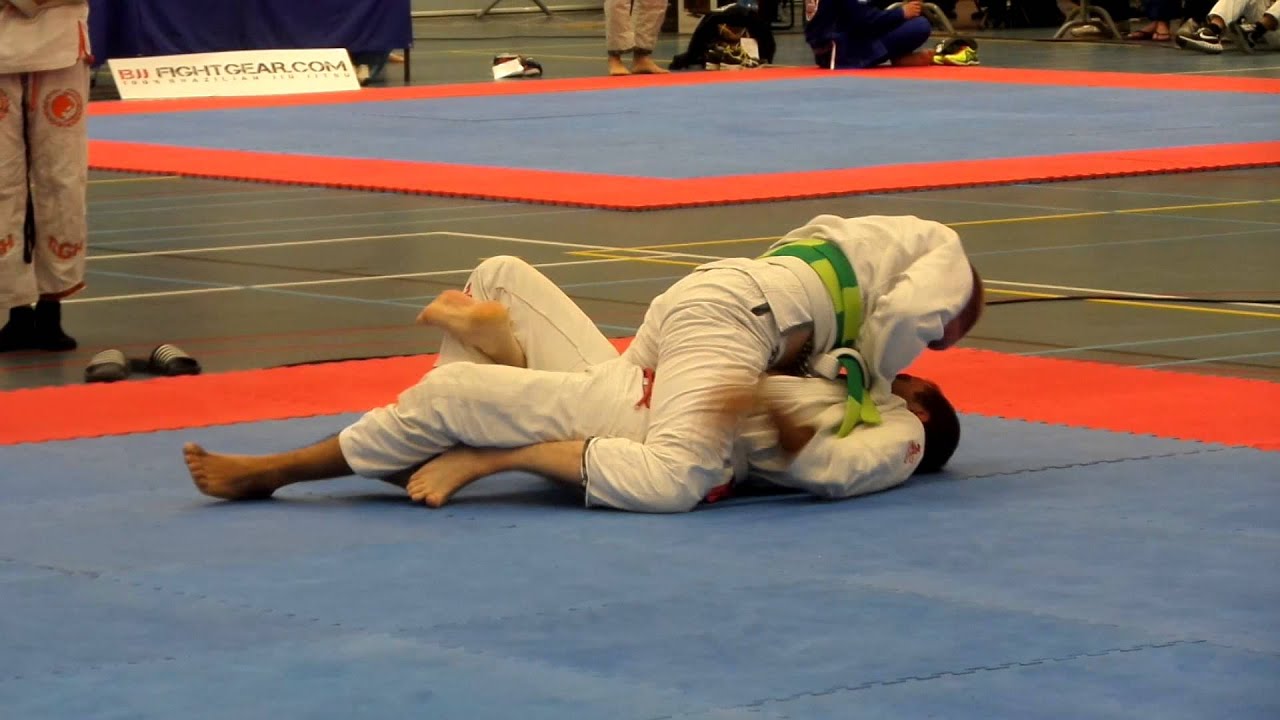 Mohammed 1e partij - BJJ Dutch Open 10-10-2015 - YouTube