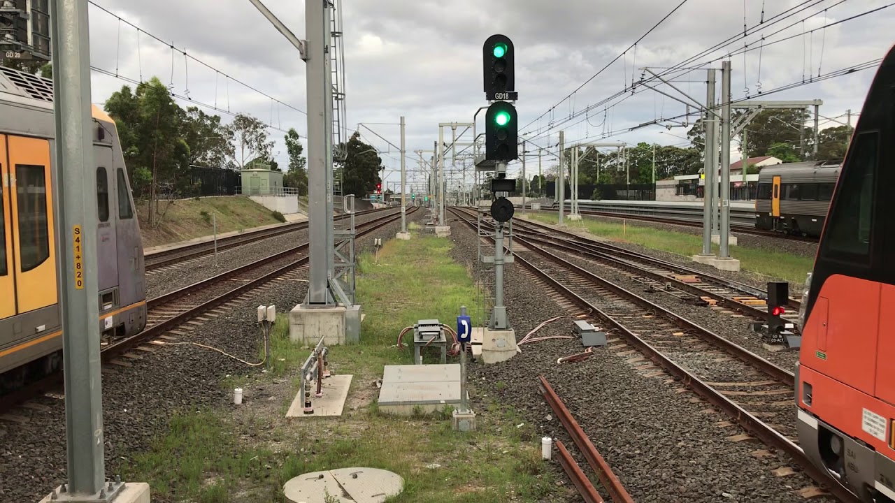 Sydney Trains: M14 + M13 and B4 at Glenfield - YouTube