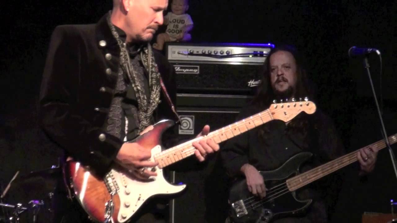 "BREAKIN' UP SOMEBODY'S HOME" - SCOTT HOLT BAND @ CALLAHAN'S, NOV 2011 ...