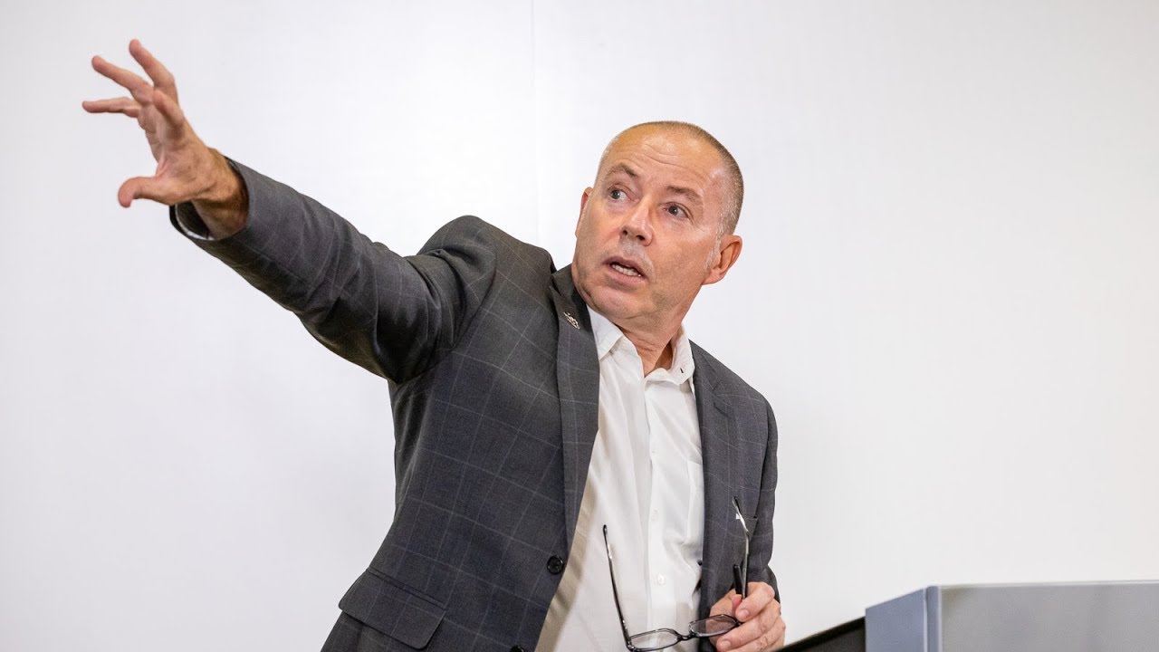 Jonathan Hope - "He words me girls…" Lies about words and Shakespeare ...