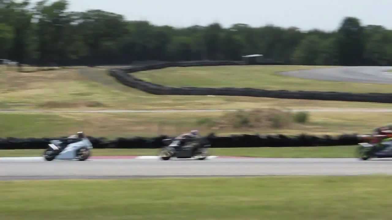 CMRA Motorcycle Racing at Hallett, OK - YouTube