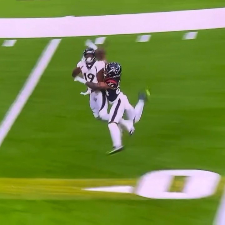 🤣 Refs Miss Clear Pass Interference Call On The Texans Vs Broncos ...
