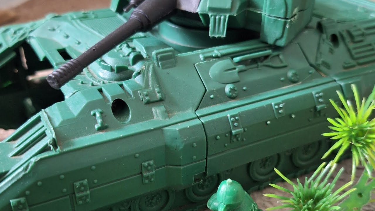 Green vs tan episode 2 in the desert part 1 - YouTube