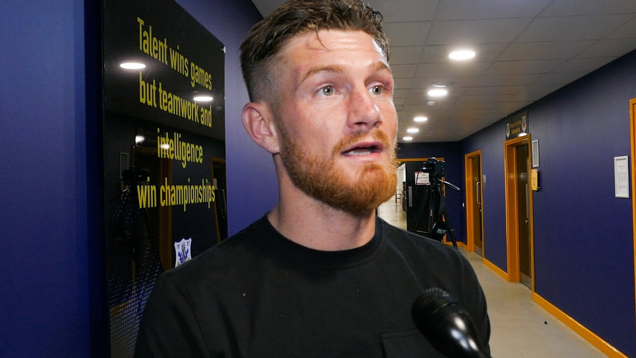 'F*****G JUDGES, I WON THE FIGHT!' - Archie Sharp ADAMENT he beat Maxi Hughes - YouTube