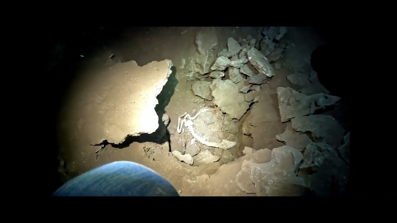 Amazing Flowstone Formation Cave - YouTube