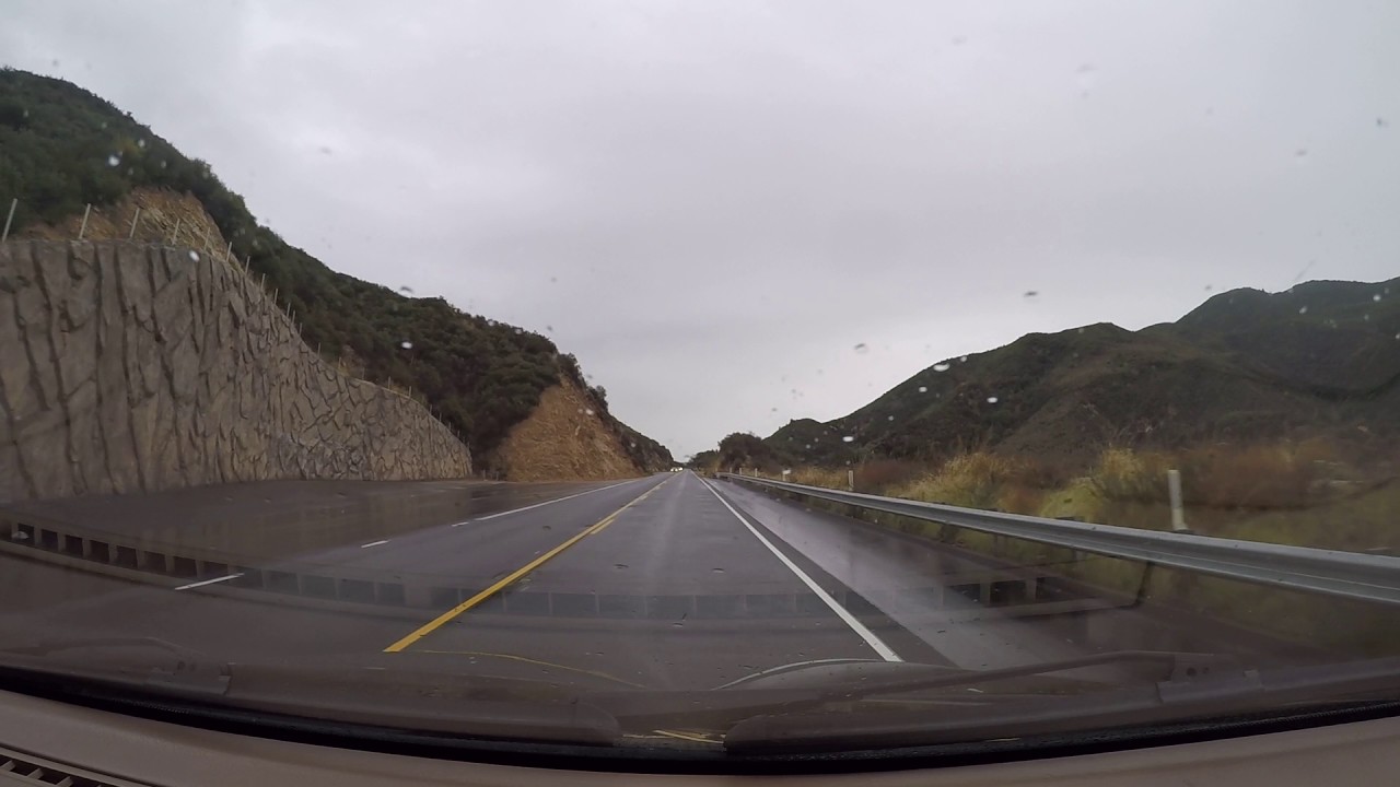 December 22, 2016 Driving up to Big Bear Lake, CA from Court on Highway ...