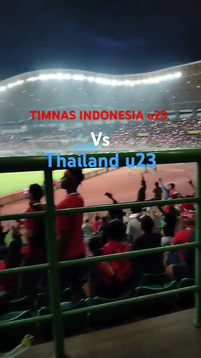 lagu tanah airku di laga Indonesia U23 vs Thailand U23 #timnasindonesia #bekasi - YouTube