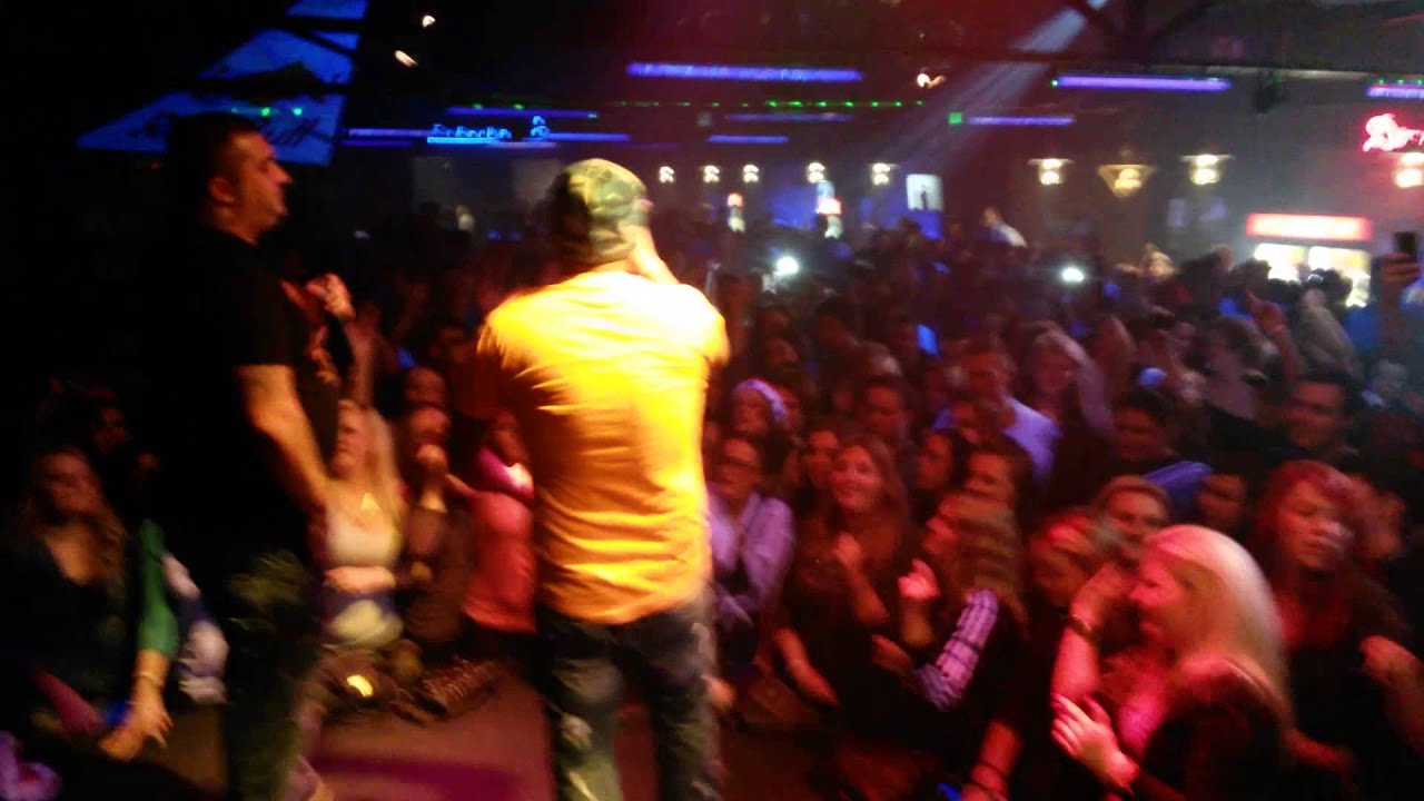 Kali a Peter Pann Live in Fabrika Club Letovice 21/12/2013 Part 2 - YouTube
