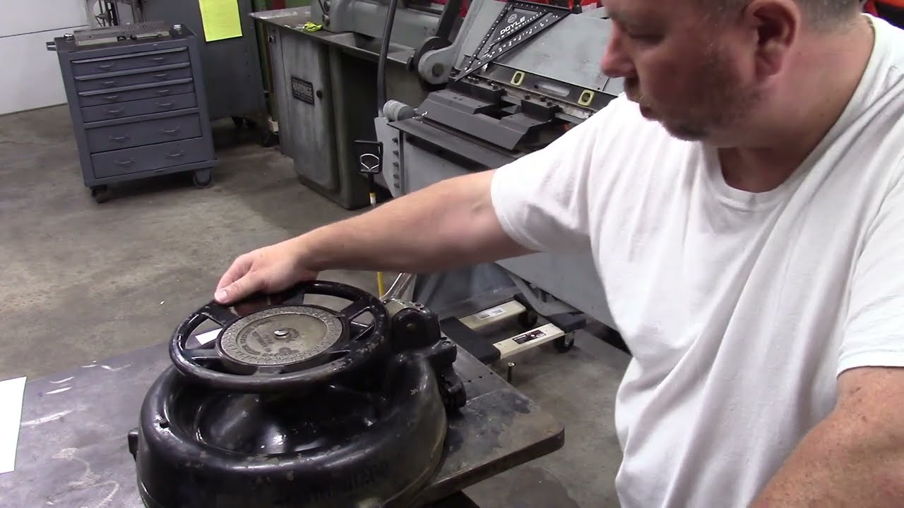 Diagraph Stencil Machine - YouTube