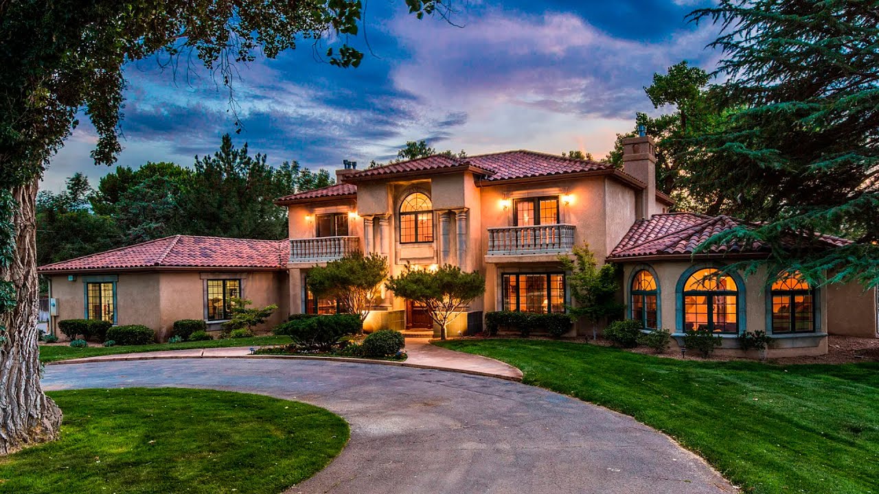 Exquisite estate in the very village of Los Ranchos, New Mexico, valued ...