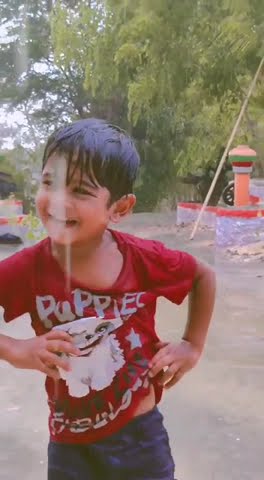 megh varse se aaj jarmar jarmar#cute boy whatsapp status - YouTube