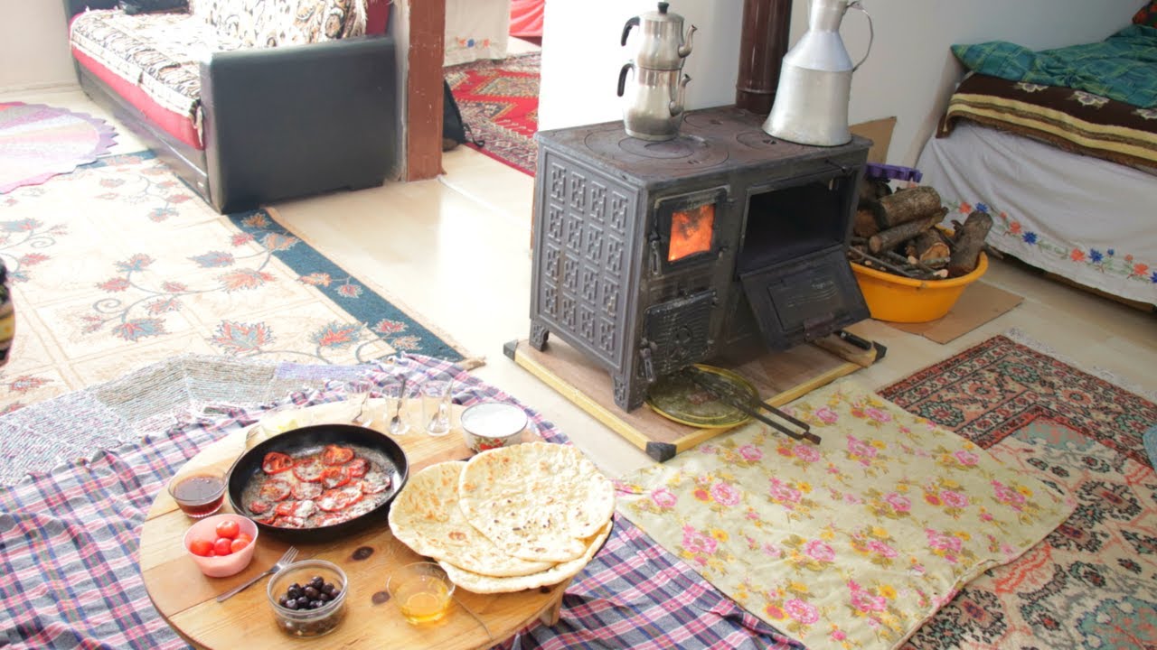 Making Traditional Buttered Turkish Village Flatbread on Wood Burning ...
