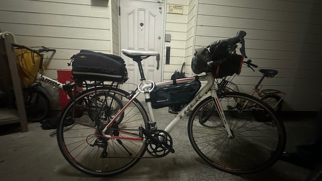 Road bike set up to bike camping ,,let’s go ,,safety kaya to? - YouTube