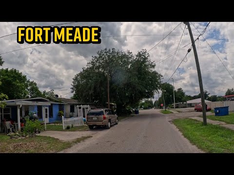 Driving Through Fort Meade Florida - YouTube