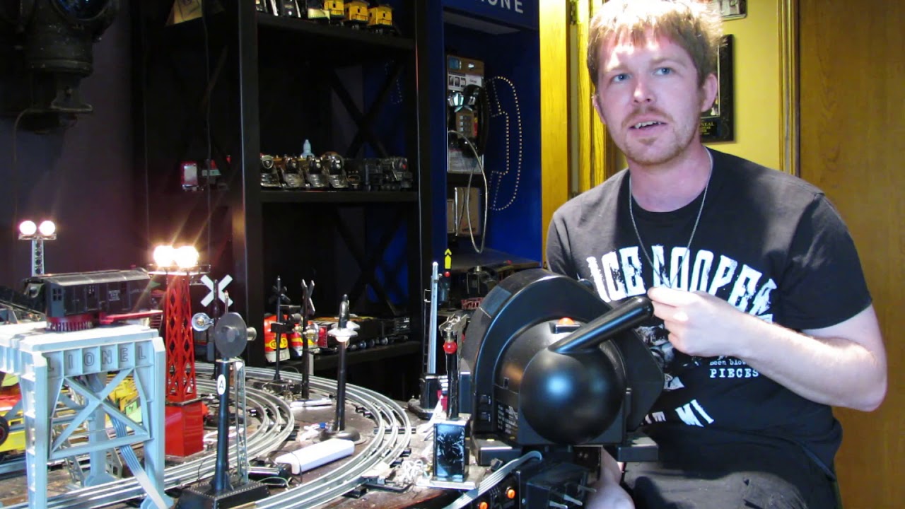 Marx automatic 434 Type C Block Signal( Unique and Uncommon) - YouTube