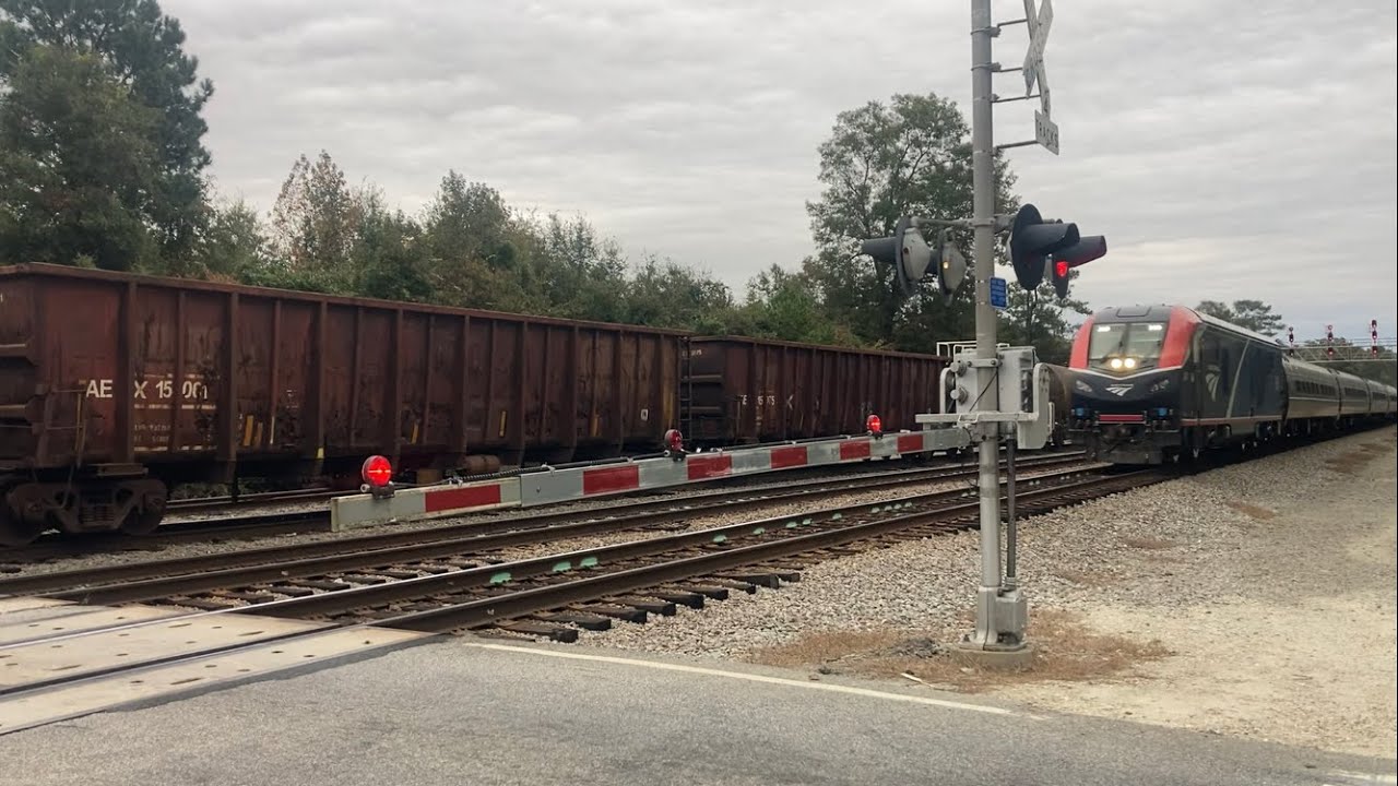 Amtrak P089 SB Arrives With AMTK Engine 360 Leading Florence SC #train ...