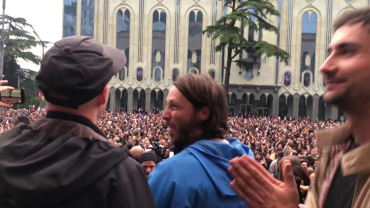 The Age Of Love - DJ DUSTIN (Giegling, ATEQ , Sa Pa ) against injustice ...