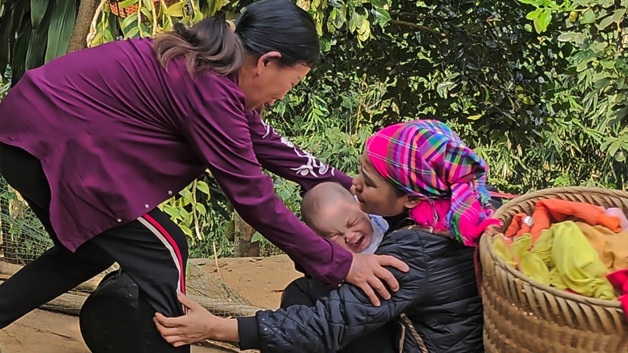 Rescuing an abandoned baby girl - Cruel mother-in-law kicked her out ...