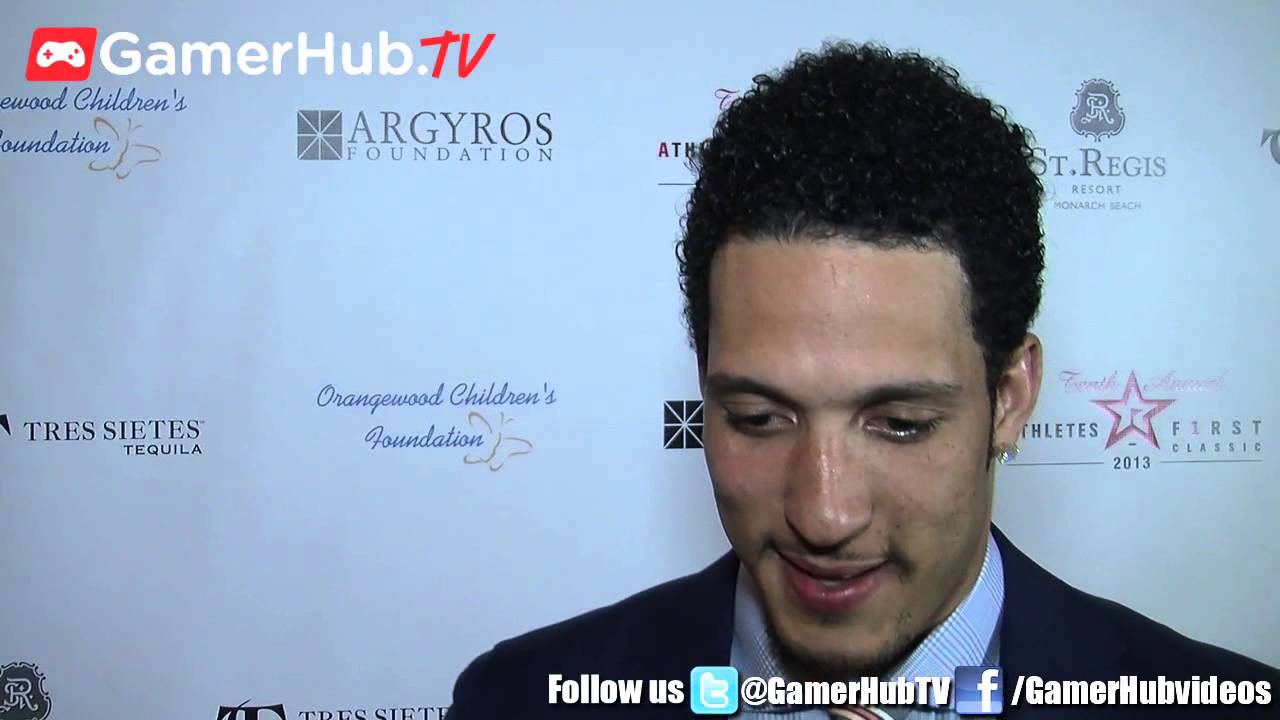 St Louis Rams Wide Receiver Austin Pettis Celebrates 25 Years Of Madden ...