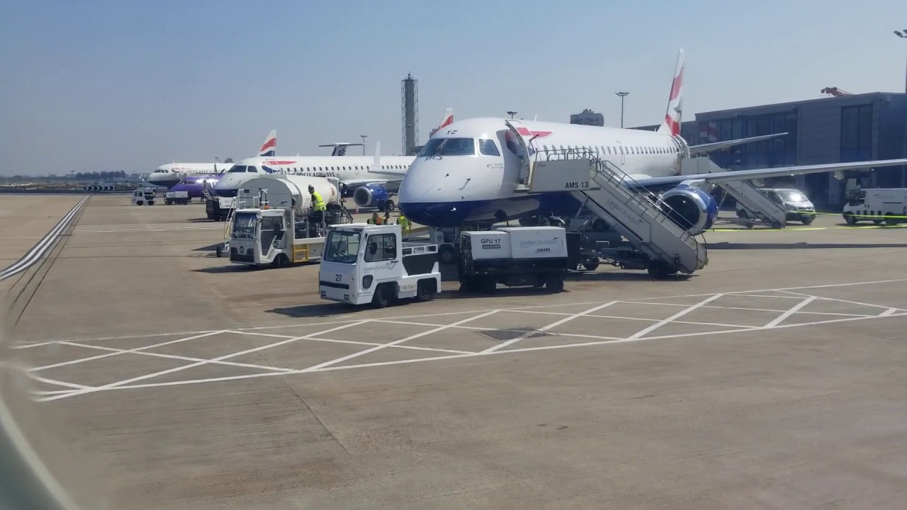 LCY - London City Airport Landing (2019-04-21) - YouTube