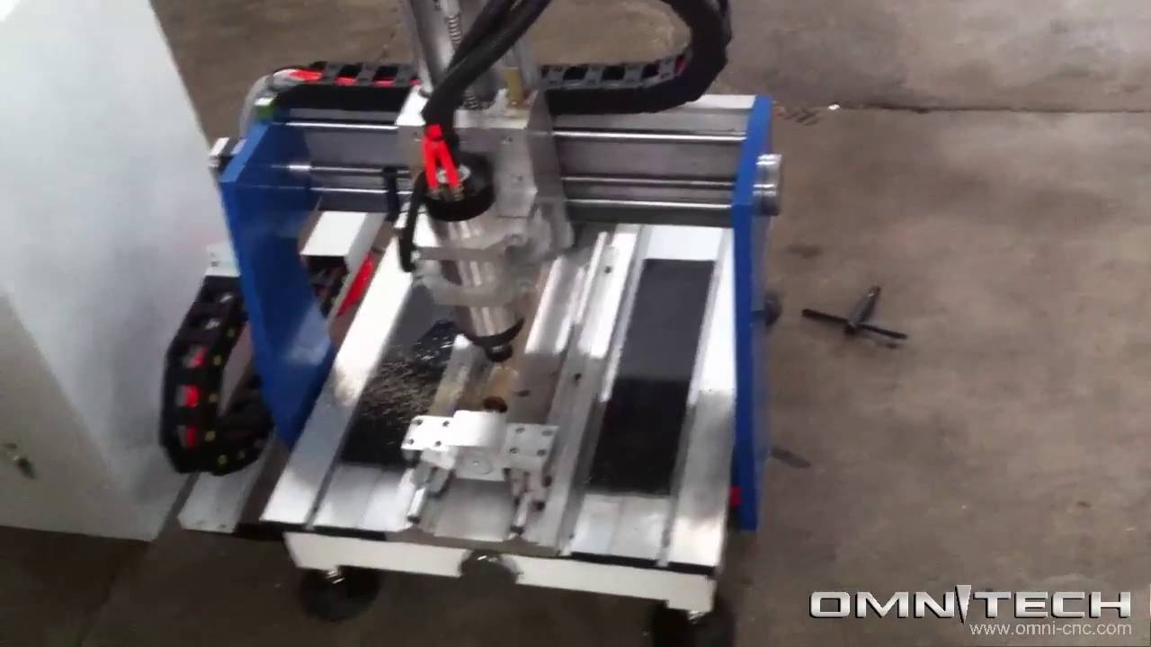 OMNI CNC Router 4040 with rotary axis - YouTube