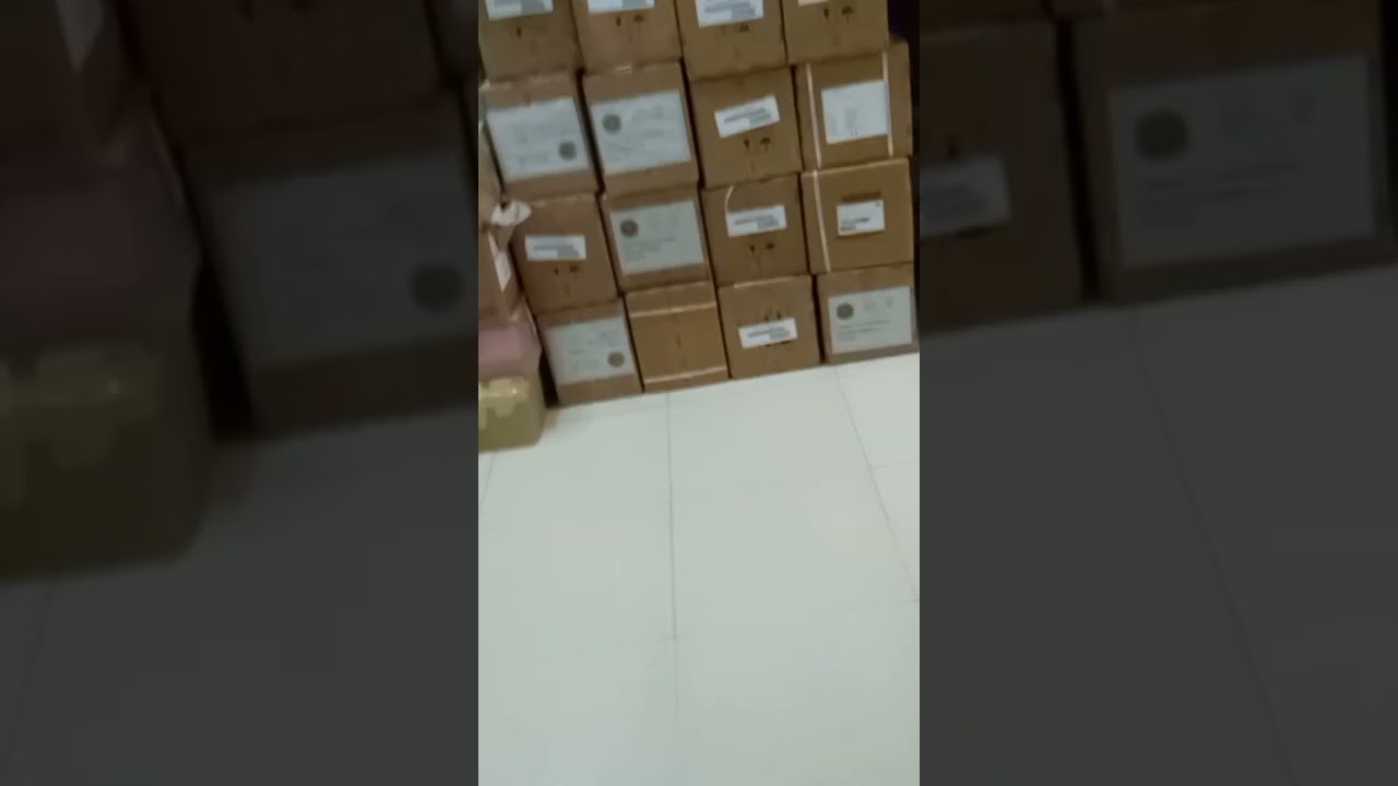 Commodities delivery at night #shortvideo - YouTube