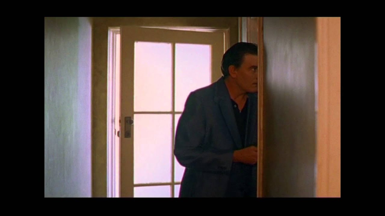 Malcolm Connell Showreel 2013 - YouTube